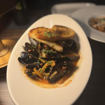 HEIRLOOM - Updated December 2025 - 462 Photos & 160 Reviews - 1871 ...