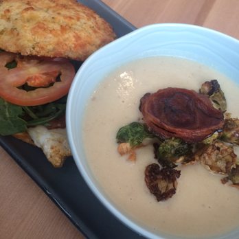 THE HALLWAY CAFE - Updated January 2026 - 13 Photos & 13 Reviews - 1 ...