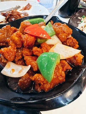 XING YUN - Updated May 2025 - 15 Photos - 110-5507 Airport Way, Kelowna ...