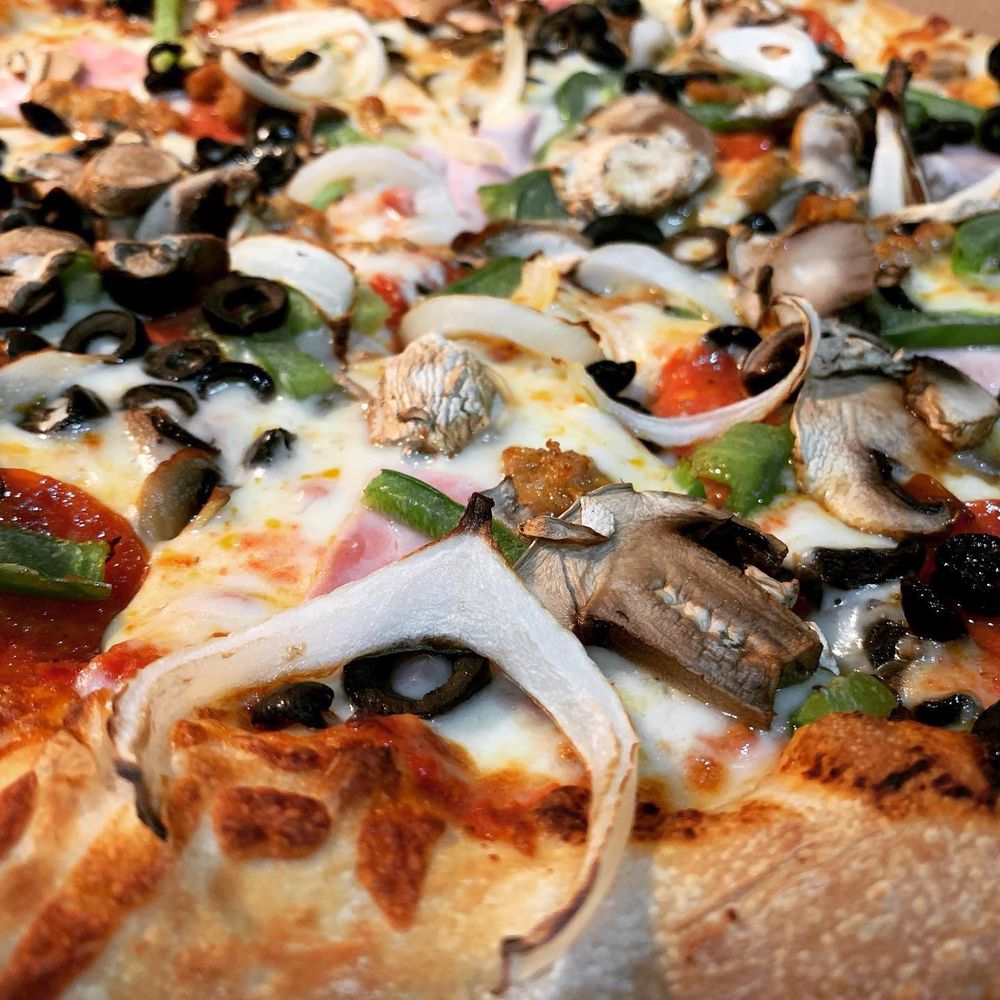 MARKET STREET PIZZA - 331 Photos & 235 Reviews - 13000 N Interstate Hwy ...