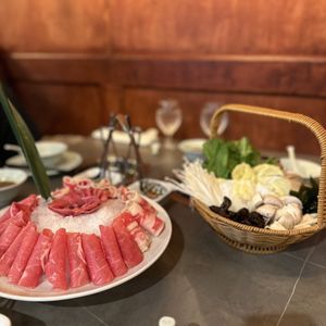 KPOT KOREAN BBQ & HOT POT - Updated April 2025 - 255 Photos & 181 ...