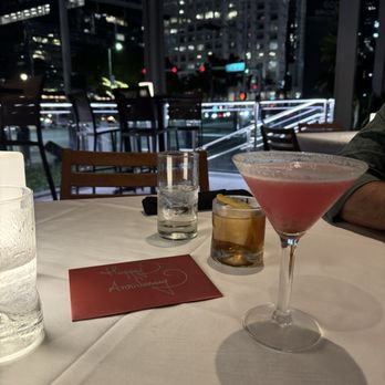 FLEMING’S PRIME STEAKHOUSE & WINE BAR - Updated December 2024 - 1045 ...