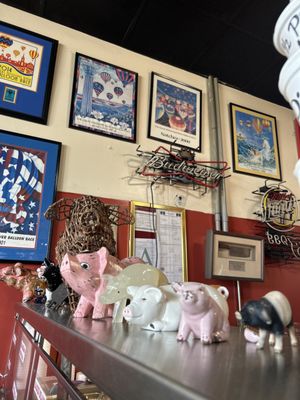 THE PIG OUT INN BARBEQUE - Updated December 2025 - 175 Photos & 237 ...