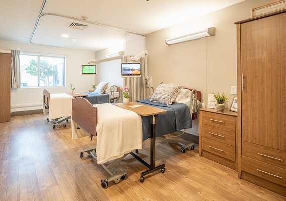 PACIFIC COAST POST ACUTE - Updated November 2025 - 19 Photos & 16 ...