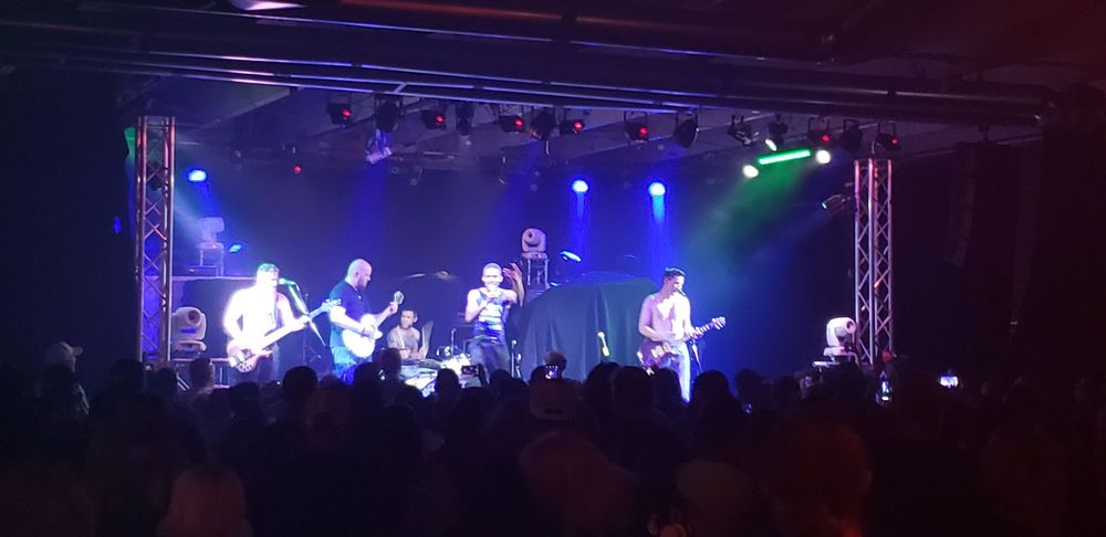 SUNSHINE STUDIOS LIVE - 10 Photos & 15 Reviews - 3970 Clearview ...