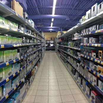 CANADA COMPUTERS - Updated December 2025 - 14 Reviews - 15 Westney Road ...