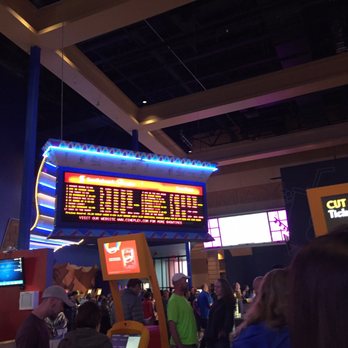 SCOTIABANK THEATRE CHINOOK - Updated January 2026 - 34 Photos & 65 ...