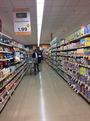 ROCHE BROS. - ACTON - Updated December 2025 - 16 Photos & 43 Reviews ...