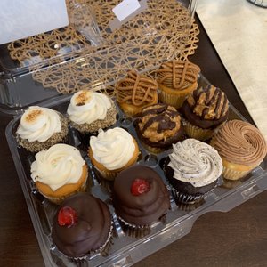 THE CAKE DON - 96 Photos & 46 Reviews - 605 W Jericho Tpke, Huntington ...