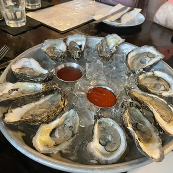 CATCH 109 - Updated September 2025 - 56 Photos & 52 Reviews - 109 S 6th ...