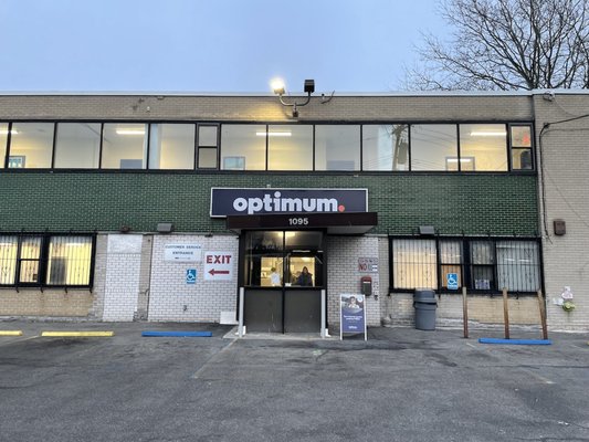 OPTIMUM - Updated November 2025 - 16 Photos & 53 Reviews - 1095 E 45th ...