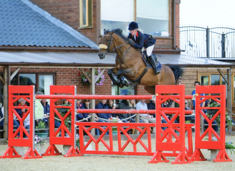 LAURA NEWMAN SHOWJUMPER - Updated July 2025 - Ambaston Lane, Derby ...