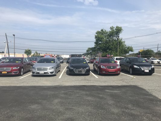 AVIS CAR SALES - Updated December 2025 - 10 Photos & 17 Reviews - 162 ...