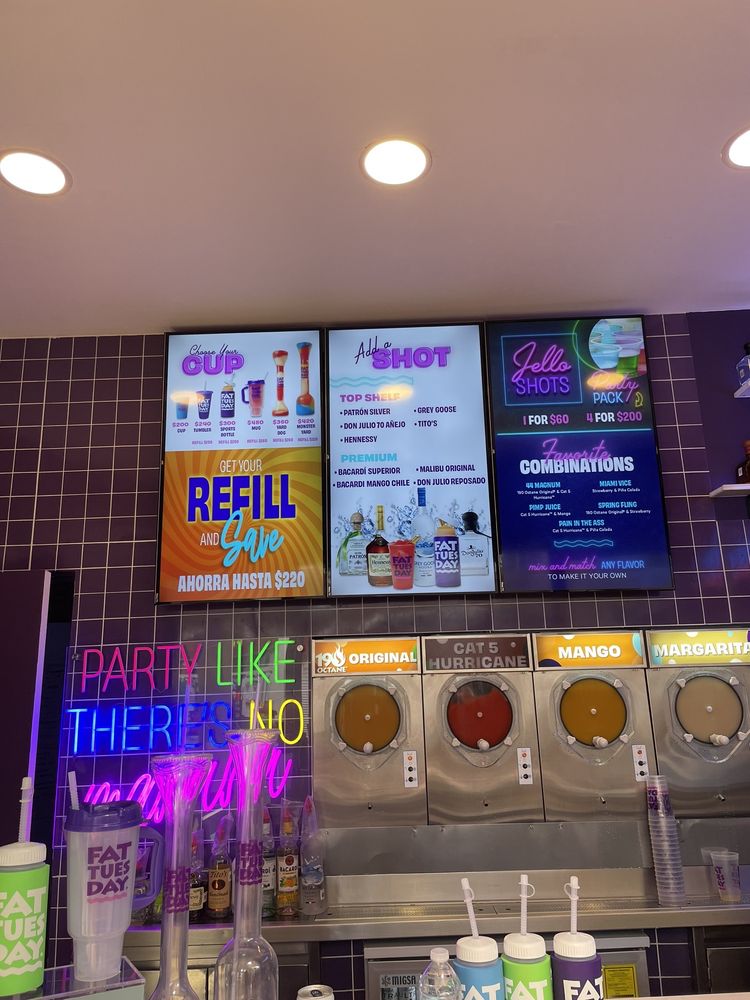 FAT TUESDAY AT PLAZA PUNTA LANGOSTA - Av. Rafael E. Melgar 599, San ...