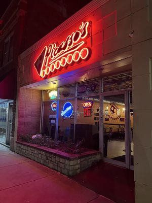 PICASSO’S PIZZERIA - Updated January 2026 - 162 Photos & 296 Reviews ...