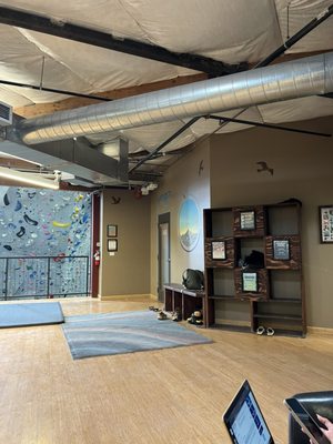 MESA RIM CLIMBING CENTER - MISSION VALLEY - Updated December 2025 - 151 ...