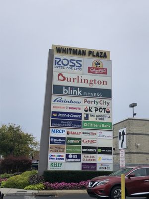 GOODWILL STORE & DONATION CENTER - Updated December 2025 - 17 Photos ...