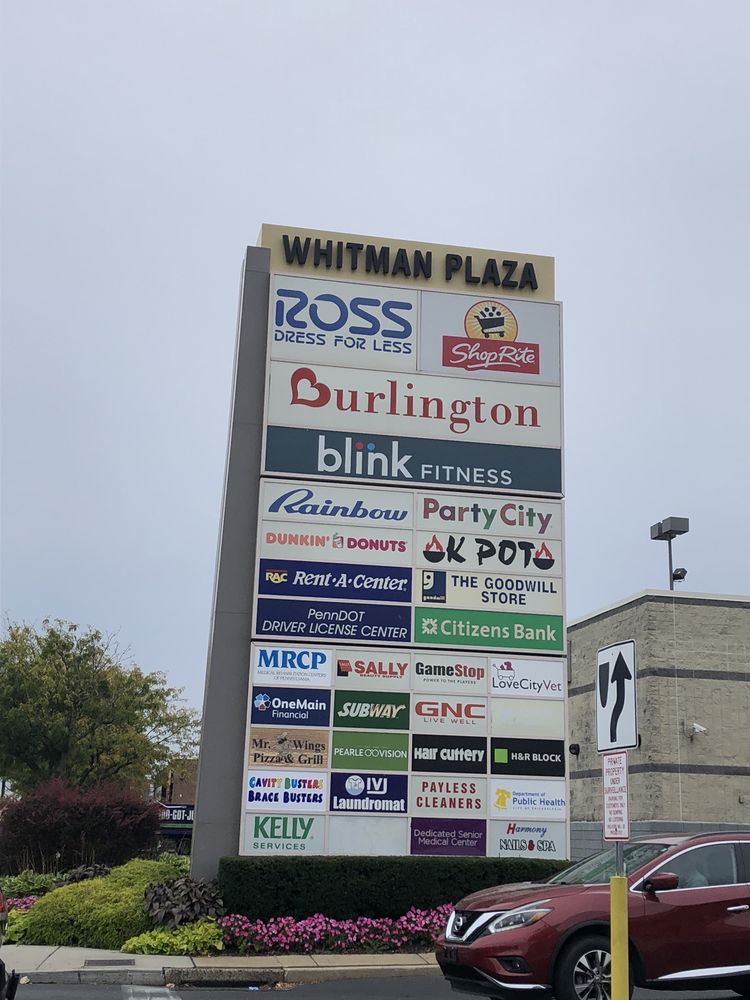 GOODWILL STORE & DONATION CENTER - Updated December 2025 - 17 Photos ...