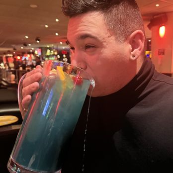 FRAMES BOWLING LOUNGE - Updated July 2024 - 719 Photos & 1167 Reviews ...