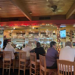 CHEZ ZEE AMERICAN BISTRO - Updated July 2025 - 845 Photos & 1174 ...