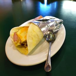 MAD MANGO CAFE - 37 Photos & 78 Reviews - 551 Bernard Avenue, Kelowna ...