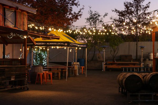 LOOMIS BASIN BREWING COMPANY - Updated February 2025 - 132 Photos & 174 ...