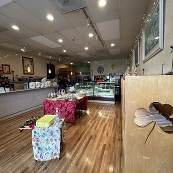 CLOVER BAKERY & CAFE - Updated June 2024 - 2038 Photos & 1240 Reviews ...