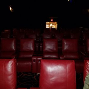 AMC CHICAGO RIDGE 6 - 50 Photos & 92 Reviews - 500 Chicago Ridge Mall ...