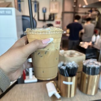 ELNO - Updated July 2024 - 258 Photos & 163 Reviews - 8155 Van Nuys ...