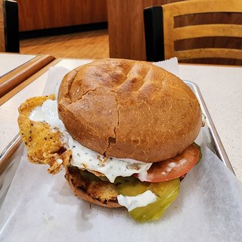 ALI’S CHICKEN & WAFFLES - Updated October 2024 - 73 Photos & 86 Reviews ...