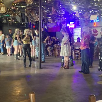 JOHN T FLOORE COUNTRY STORE - Updated October 2025 - 158 Photos & 152 ...