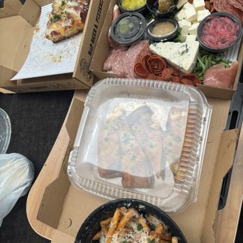 RIIP BEER & PIZZERIA - Updated February 2025 - 86 Photos & 46 Reviews ...