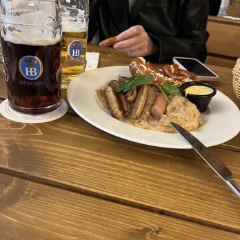 HOFBRÄU WIRTSHAUS AM SPEERSORT - Updated August 2025 - 425 Photos & 170 Reviews - Speersort 1 ...