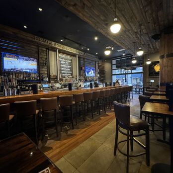 UNION KITCHEN AND TAP GASLAMP - Updated July 2024 - 1283 Photos & 1367 ...