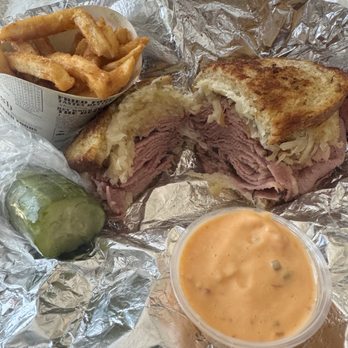 DELI NEWS FRISCO - Updated December 2025 - 359 Photos & 345 Reviews ...