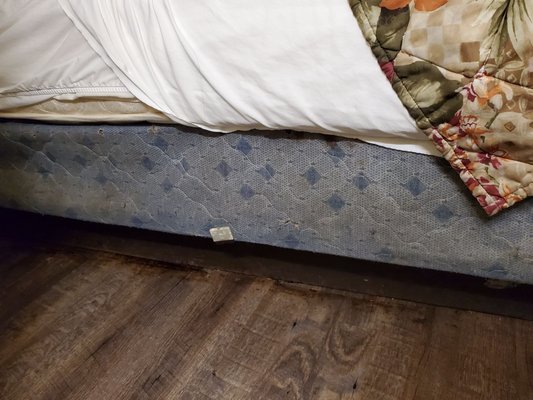 DRAKE INN - Updated January 2026 - 48 Photos & 27 Reviews - 420 ...