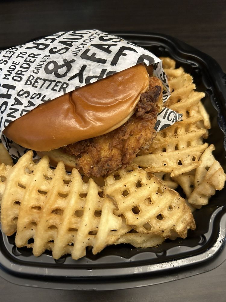 PDQ CHICKEN - Updated July 2024 - 70 Photos & 184 Reviews - 4526 4th St ...