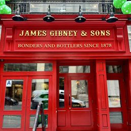 GIBNEY’S NYC - Updated June 2025 - 39 Photos - 228 W 39th St, New York ...