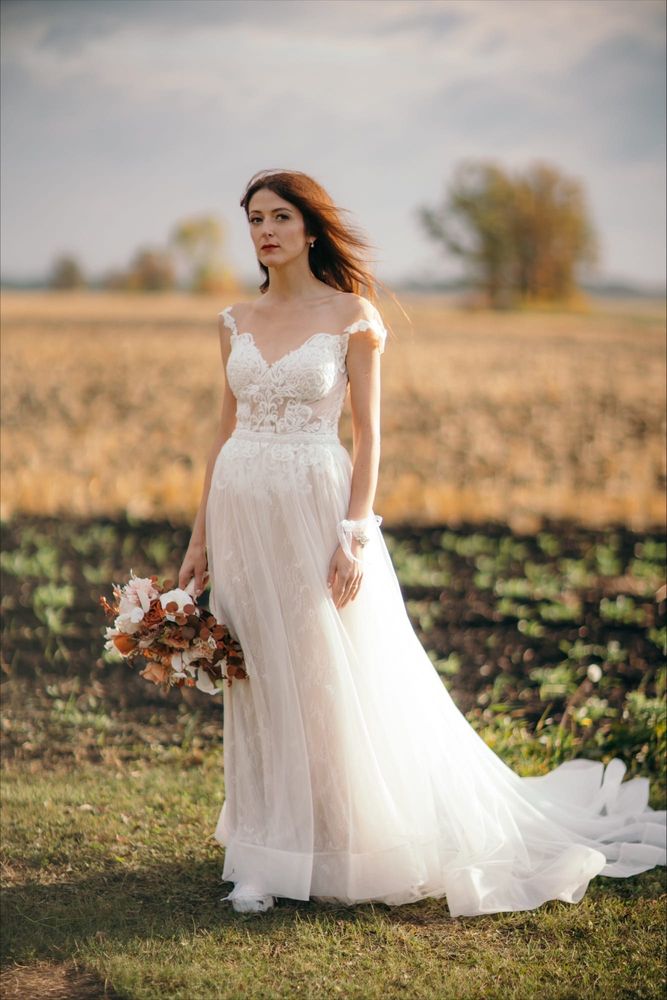 MRS. P STITCHES - Updated November 2025 - 15 Photos - 31 Collahie ...