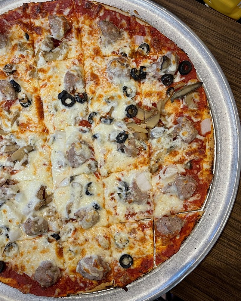 CLANCY’S PIZZA - Updated October 2025 - 31 Photos & 73 Reviews - 220 ...