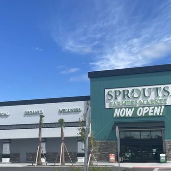 SPROUTS FARMERS MARKET - Updated July 2025 - 130 Photos & 14 Reviews ...