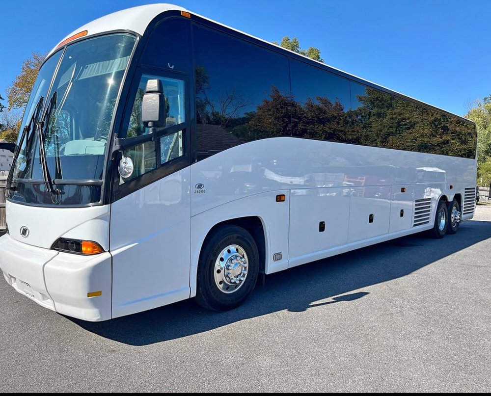 VISIT LYFT - Updated July 2025 - New York, New York - Buses - Phone ...