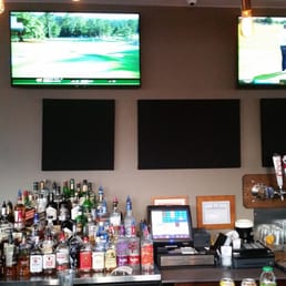 PUB 235 - Updated October 2025 - 193 Photos & 247 Reviews - 235 N Ave ...