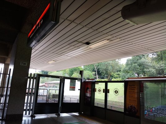 ANG MO KIO MRT STATION - Updated January 2025 - 15 Photos - 2450 Ang Mo ...