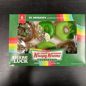 KRISPY KREME - Updated October 2024 - 483 Photos & 290 Reviews - 530 NE ...