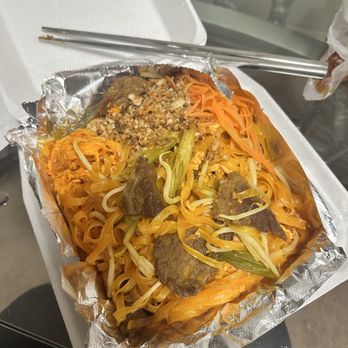 SWEETY HUT THAI RESTAURANT - Updated September 2025 - 432 Photos & 427 ...