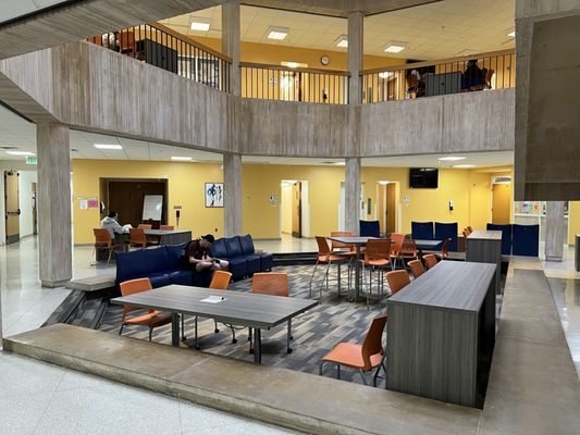 VALENCIA COLLEGE - WEST CAMPUS - Updated December 2025 - 179 Photos ...