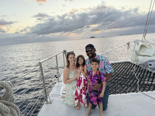 THE VI CAT - Updated December 2025 - 168 Photos & 100 Reviews - 7338 ...