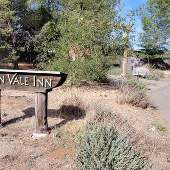 EDEN VALE INN - Updated October 2025 - 460 Photos & 196 Reviews - 1780 ...