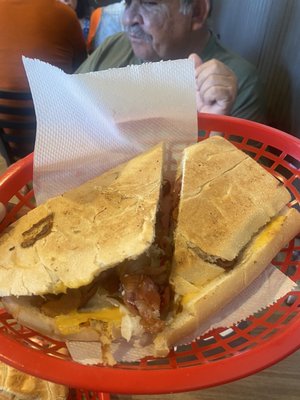 DON CRIOLLO BAKERY & RESTAURANT - Updated October 2025 - 10 Photos & 13 ...